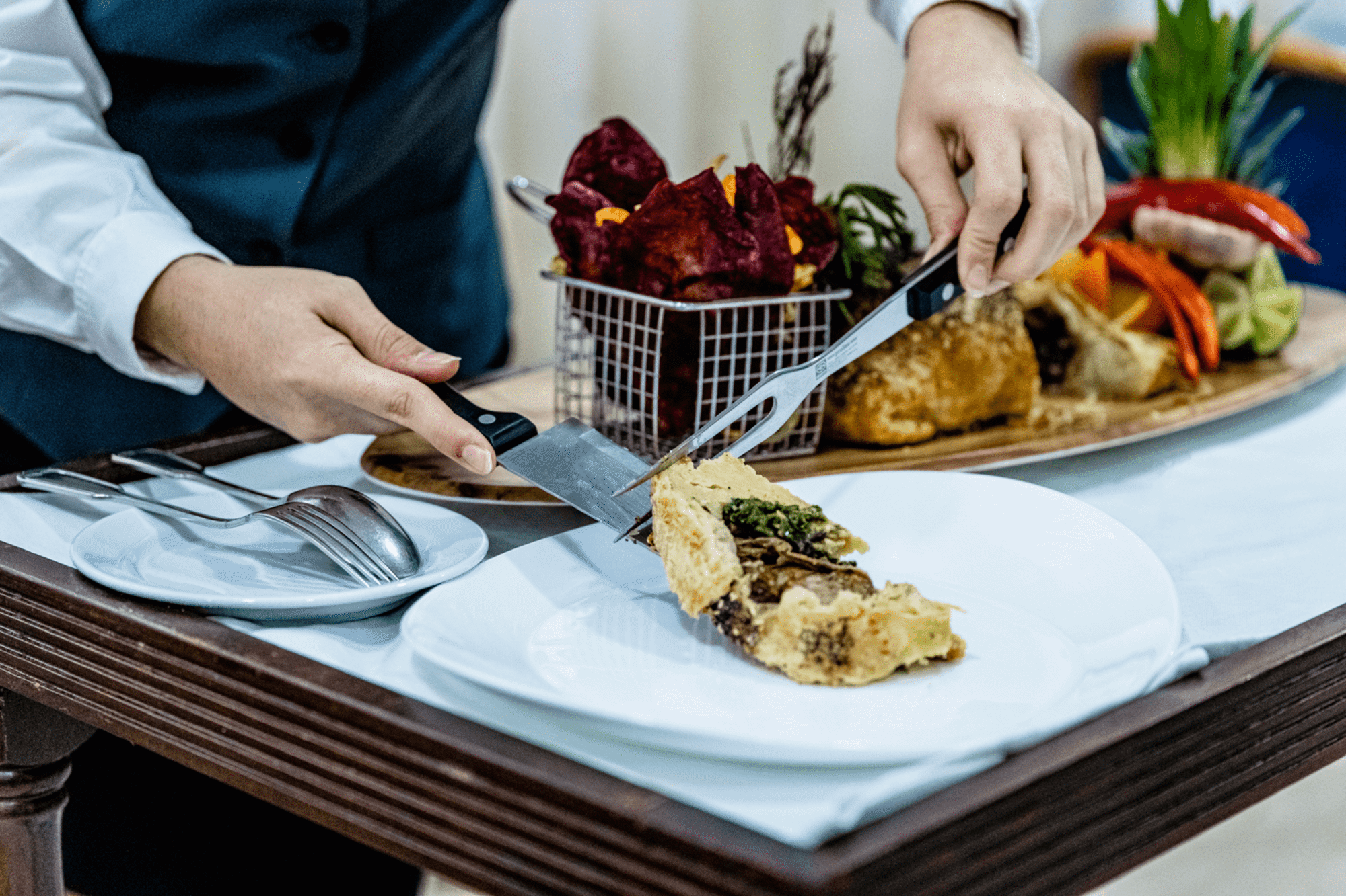 A EPHTL - EPHTL - Escola Profissional de Hotelaria e Turismo de Lisboa